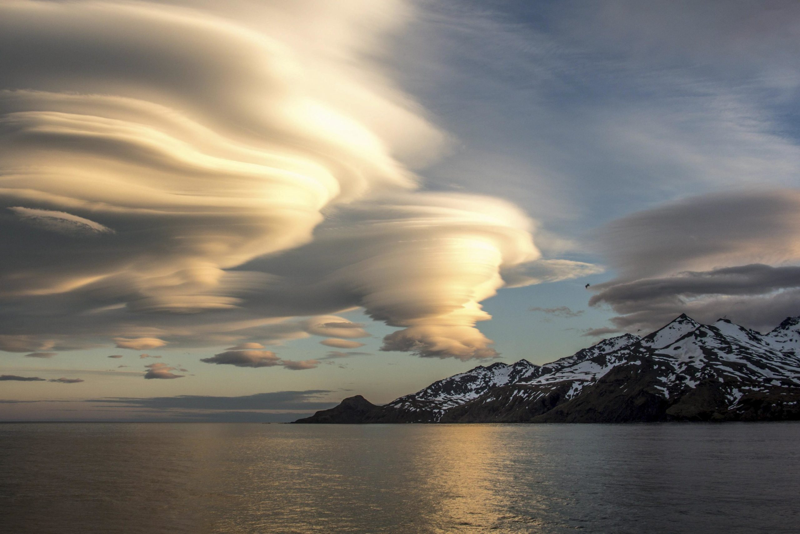 What’s That Cloud? Your Guide to Cloudspotting